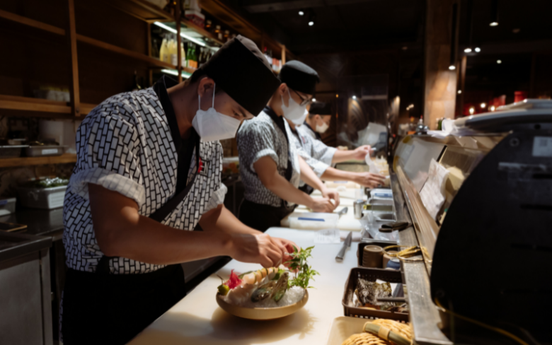 Yen Sushi Lê Quý Đôn - Tái hiện Nhật Bản thu nhỏ tại TPHCM
